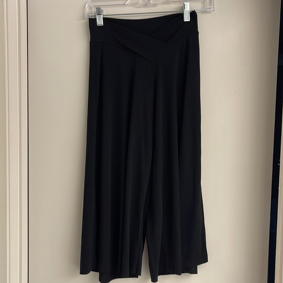 styles | Pants & Jumpsuits | Drop V Waist Line Crop Full Leg Skirt Pant ...